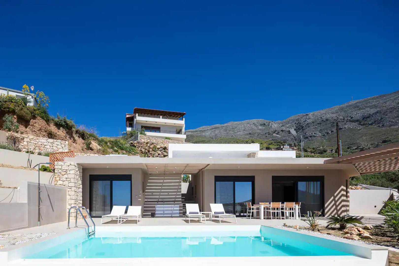 Villa Xara - beautiful holiday home in South Crete!